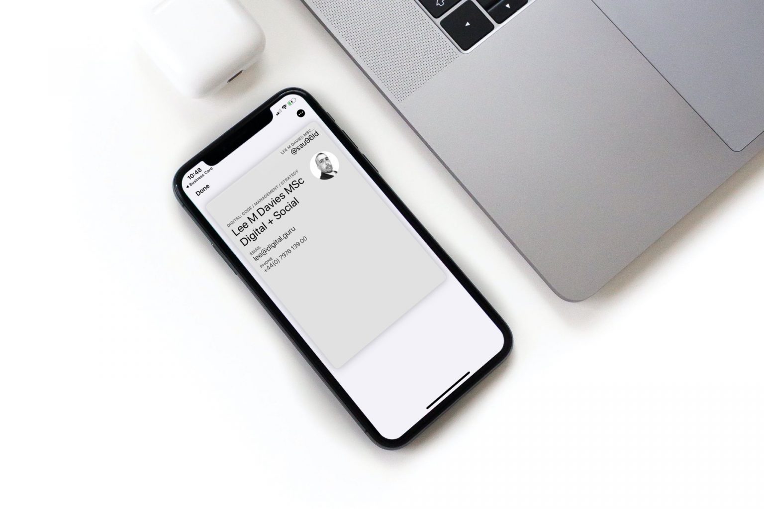 Digital Business Card iPhone Wallet | An Ultimate Guide